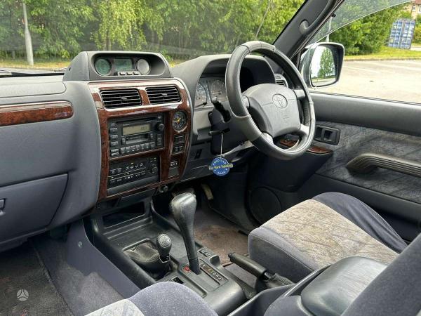 Zils Toyota Land Cruiser 1996 Pērnava, ar dzinēja tilpumu 3.00 L un nobraukumu 257 tūkst. km par 4900 €, foto 9 vietnē AUTOMOTO.COM.LV