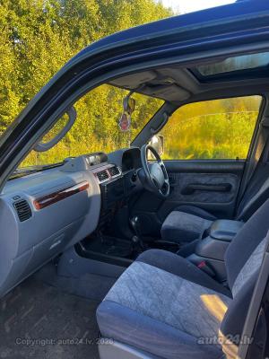 Zils Toyota Land Cruiser 1996 Tallina, ar dzinēja tilpumu 3.00 L un nobraukumu 160 tūkst. km par 5999 €, foto 10 vietnē AUTOMOTO.COM.LV