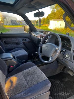 Zils Toyota Land Cruiser 1996 Tallina, ar dzinēja tilpumu 3.00 L un nobraukumu 160 tūkst. km par 5999 €, foto 11 vietnē AUTOMOTO.COM.LV