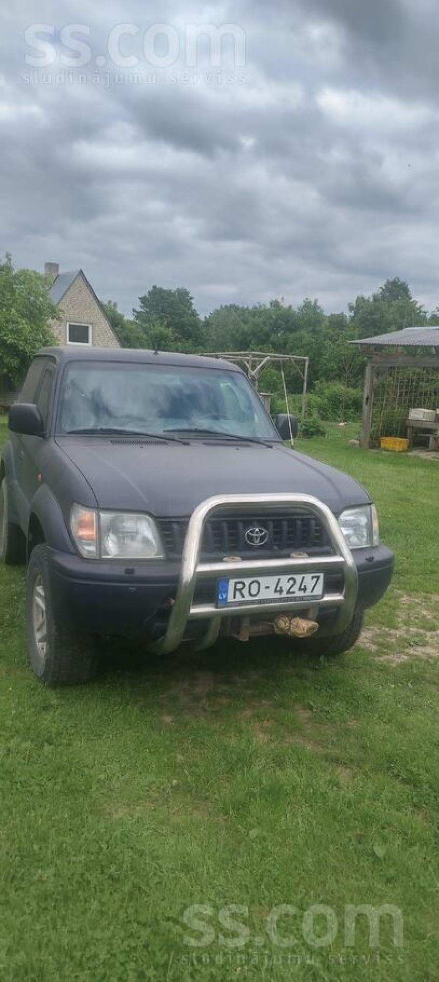 Zils Toyota Land Cruiser 1999 Bauska, ar dzinēja tilpumu 3.00 L un nobraukumu 279 tūkst. km par 7000 €, foto 1 vietnē AUTOMOTO.COM.LV