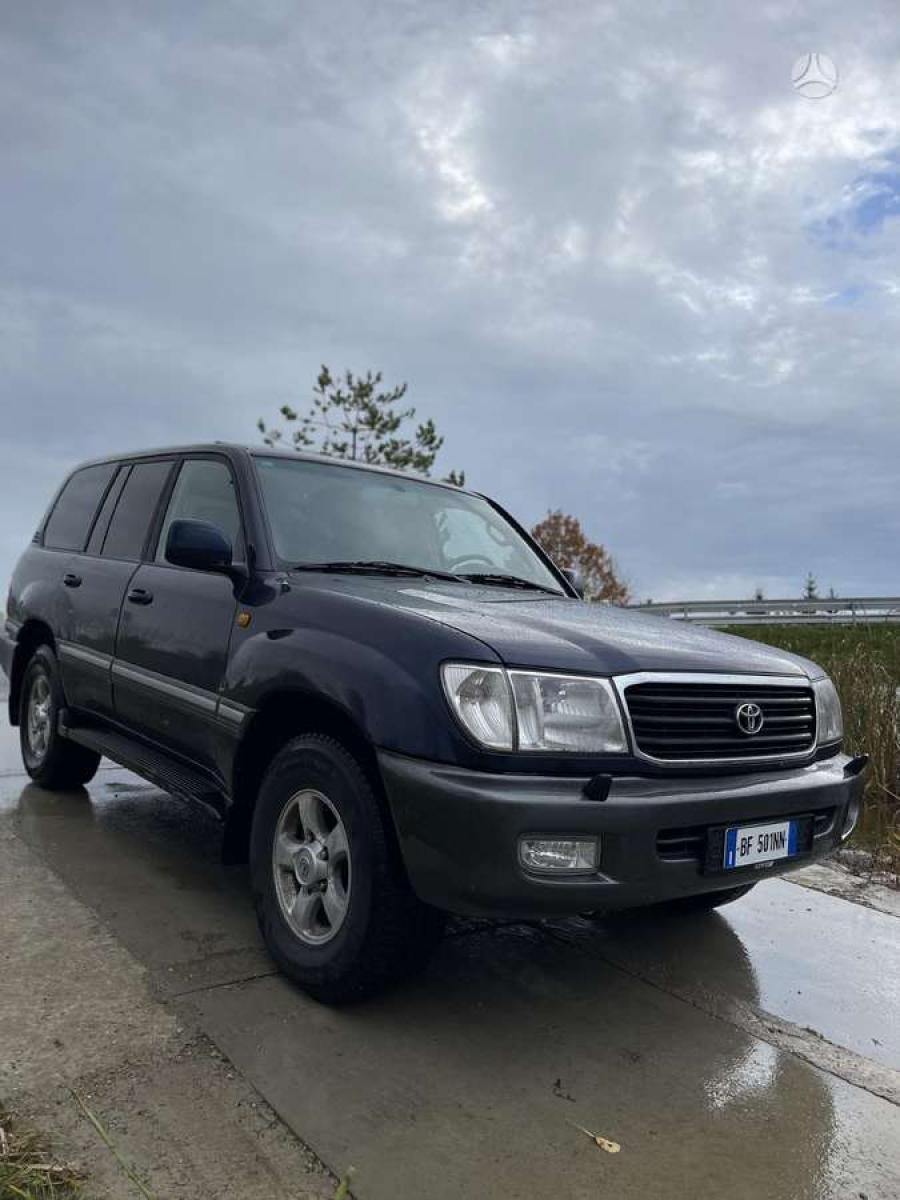 Blue Toyota Land Cruiser 2000 in Utena, with an engine capacity of 4.16 L and mileage of 440 thousand km for 15350 €, photo 22 on AUTOMOTO.COM.LV