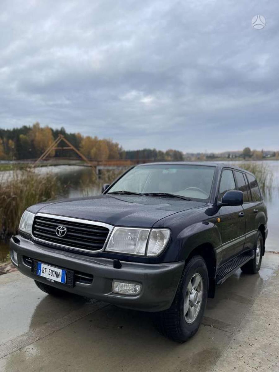 Blue Toyota Land Cruiser 2000 in Utena, with an engine capacity of 4.16 L and mileage of 440 thousand km for 15350 €, photo 28 on AUTOMOTO.COM.LV