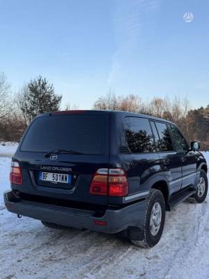 Zils Toyota Land Cruiser 2000 Utena, ar dzinēja tilpumu 4.16 L un nobraukumu 440 tūkst. km par 15550 €, foto 3 vietnē AUTOMOTO.COM.LV