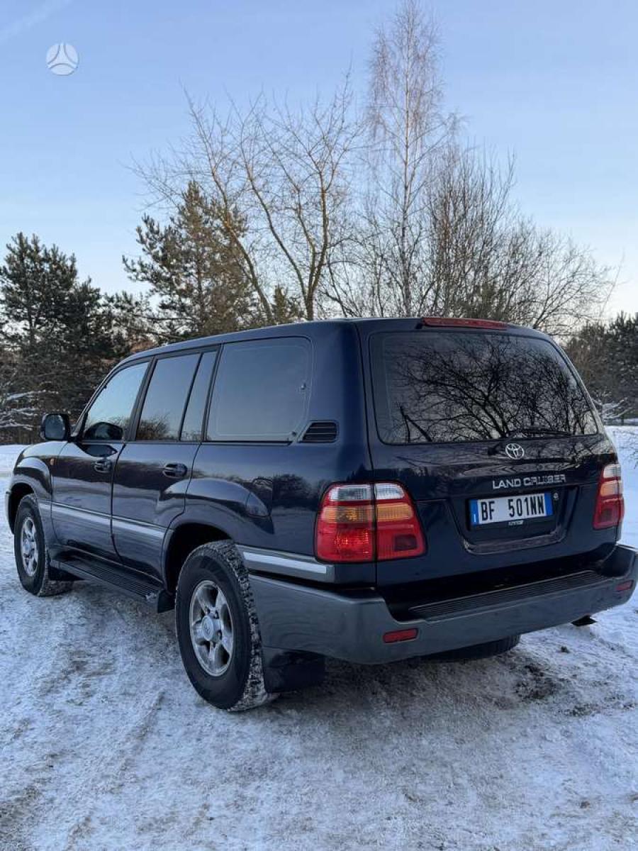 Zils Toyota Land Cruiser 2000 Utena, ar dzinēja tilpumu 4.16 L un nobraukumu 440 tūkst. km par 15550 €, foto 31 vietnē AUTOMOTO.COM.LV