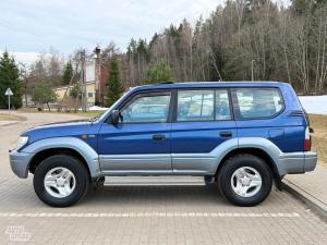 Blue Toyota Land Cruiser 2002 in Ukmerge, with an engine capacity of 3.00 L and mileage of 339 thousand km for 8300 €, photo 3 on AUTOMOTO.COM.LV