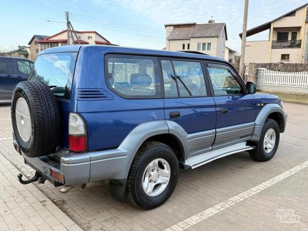 Zils Toyota Land Cruiser 2002 Ukmergė, ar dzinēja tilpumu 3.00 L un nobraukumu 339 tūkst. km par 8300 €, foto 6 vietnē AUTOMOTO.COM.LV