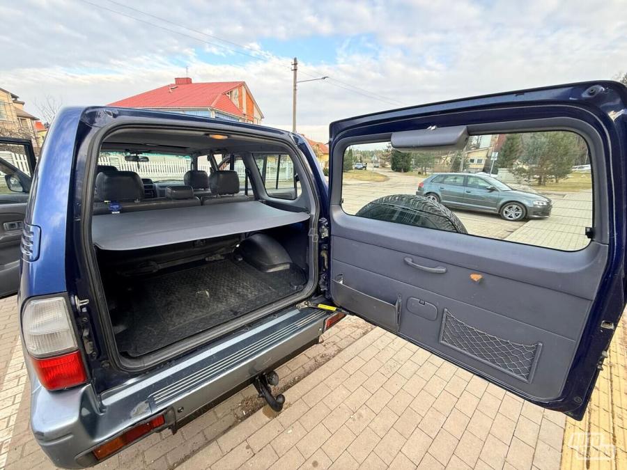 Blue Toyota Land Cruiser 2002 in Ukmerge, with an engine capacity of 3.00 L and mileage of 339 thousand km for 8300 €, photo 26 on AUTOMOTO.COM.LV
