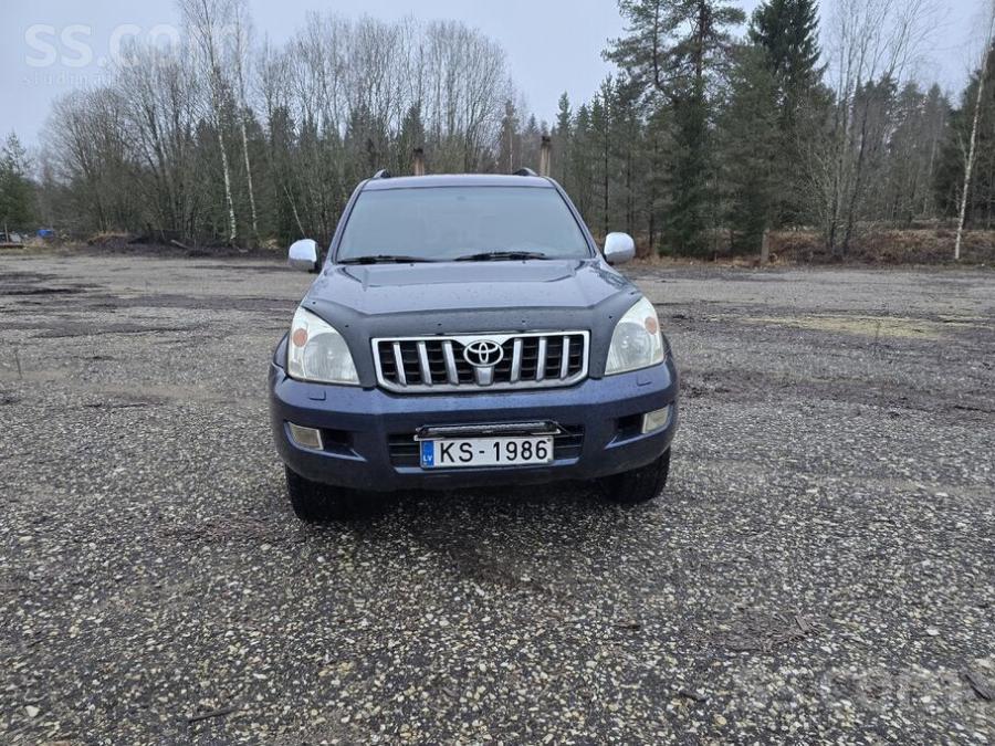 Zils Toyota Land Cruiser 2003 Valka, ar dzinēja tilpumu 3.00 L un nobraukumu 335 tūkst. km par 6100 €, foto 12 vietnē AUTOMOTO.COM.LV