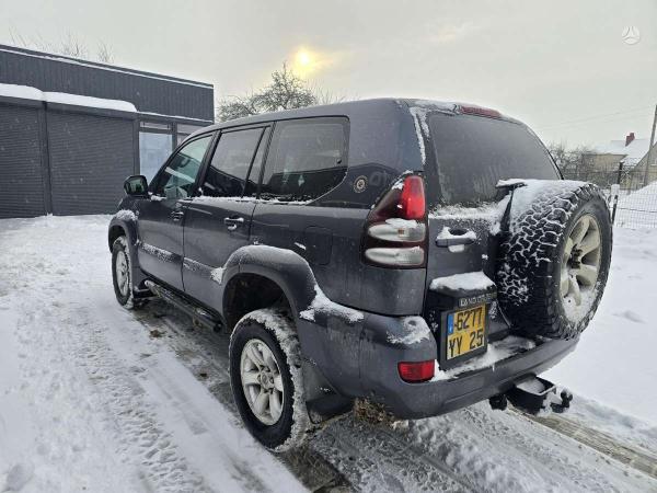 Zils Toyota Land Cruiser 2003 Tauragė, ar dzinēja tilpumu 2.98 L un nobraukumu 425 tūkst. km par 6200 €, foto 4 vietnē AUTOMOTO.COM.LV