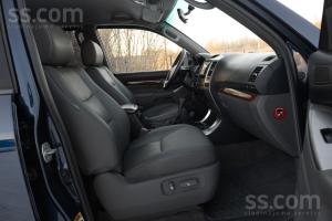 Zils Toyota Land Cruiser 2006 Jelgava, ar dzinēja tilpumu 3.00 L un nobraukumu 368 tūkst. km par 11500 €, foto 8 vietnē AUTOMOTO.COM.LV
