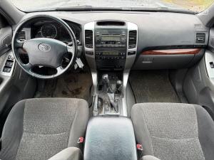 Zils Toyota Land Cruiser 2006 Viļņa, ar dzinēja tilpumu 3.00 L un nobraukumu 325 tūkst. km par 9600 €, foto 6 vietnē AUTOMOTO.COM.LV