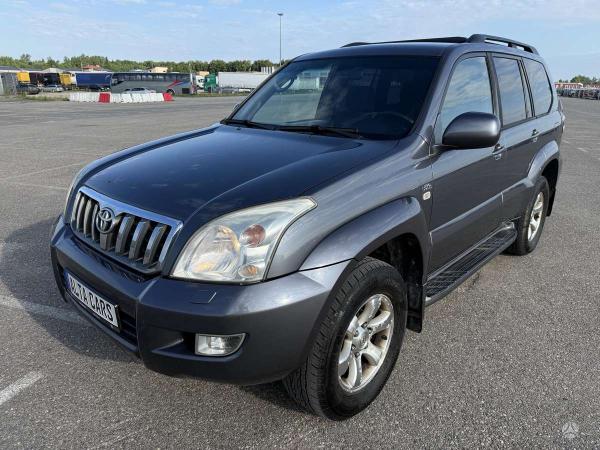 Blue Toyota Land Cruiser 2006 in Vilnius, with an engine capacity of 2.98 L and mileage of 325 thousand km for 9399 €, photo 1 on AUTOMOTO.COM.LV