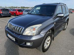 Zils Toyota Land Cruiser 2006 Viļņa, ar dzinēja tilpumu 2.98 L un nobraukumu 325 tūkst. km par 9450 €, foto  vietnē AUTOMOTO.COM.LV