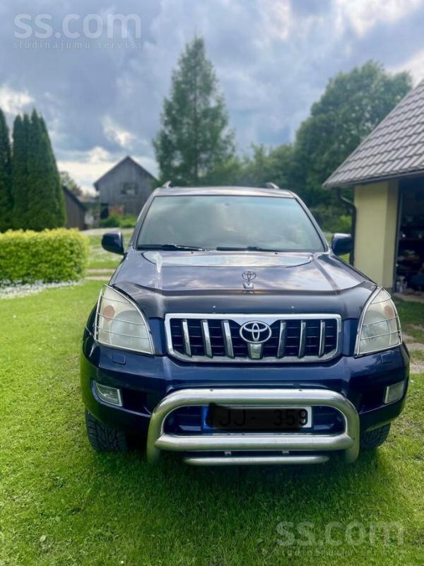 Blue Toyota Land Cruiser 2006 in Madona, with an engine capacity of 3.00 L and mileage of 374 thousand km for 10300 €, photo 1 on AUTOMOTO.COM.LV