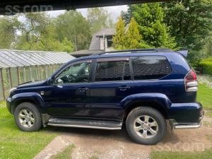 Blue Toyota Land Cruiser 2006 in Madona, with an engine capacity of 3.00 L and mileage of 374 thousand km for 10300 €, photo 5 on AUTOMOTO.COM.LV