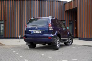 Zils Toyota Land Cruiser 2009 Rīga, ar dzinēja tilpumu 3.00 L un nobraukumu 279 tūkst. km par 13300 €, foto 7 vietnē AUTOMOTO.COM.LV