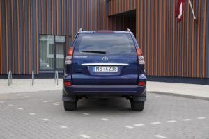 Zils Toyota Land Cruiser 2009 Rīga, ar dzinēja tilpumu 3.00 L un nobraukumu 279 tūkst. km par 13300 €, foto 8 vietnē AUTOMOTO.COM.LV