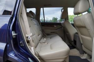 Zils Toyota Land Cruiser 2009 Rīga, ar dzinēja tilpumu 3.00 L un nobraukumu 279 tūkst. km par 13300 €, foto 16 vietnē AUTOMOTO.COM.LV