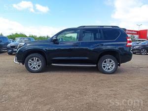 Zils Toyota Land Cruiser 2010 Daugavpils, ar dzinēja tilpumu 3.00 L un nobraukumu 0 tūkst. km par 17500 €, foto 5 vietnē AUTOMOTO.COM.LV