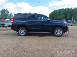 Zils Toyota Land Cruiser 2010 Daugavpils, ar dzinēja tilpumu 3.00 L un nobraukumu 0 tūkst. km par 17500 €, foto 9 vietnē AUTOMOTO.COM.LV