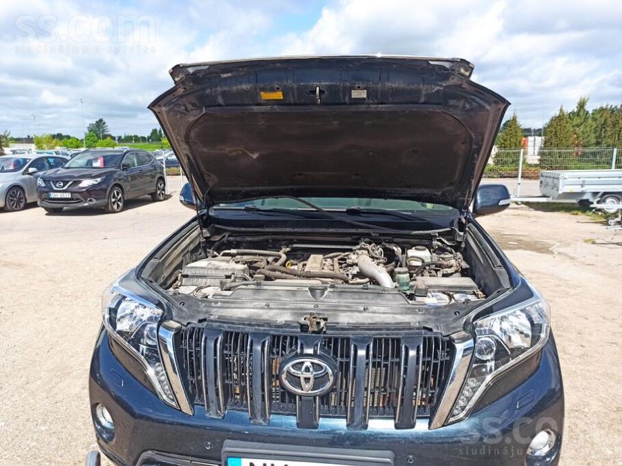 Zils Toyota Land Cruiser 2010 Daugavpils, ar dzinēja tilpumu 3.00 L un nobraukumu 0 tūkst. km par 17500 €, foto 17 vietnē AUTOMOTO.COM.LV