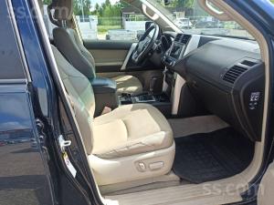 Zils Toyota Land Cruiser 2010 Daugavpils, ar dzinēja tilpumu 3.00 L un nobraukumu 0 tūkst. km par 17500 €, foto 21 vietnē AUTOMOTO.COM.LV