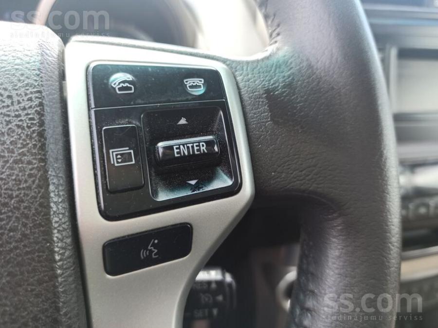Zils Toyota Land Cruiser 2010 Daugavpils, ar dzinēja tilpumu 3.00 L un nobraukumu 0 tūkst. km par 17500 €, foto 27 vietnē AUTOMOTO.COM.LV