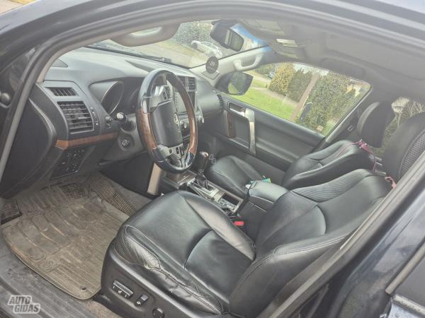 Zils Toyota Land Cruiser 2010 Panevēža, ar dzinēja tilpumu 3.00 L un nobraukumu 374 tūkst. km par 17900 €, foto 4 vietnē AUTOMOTO.COM.LV