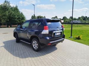 Zils Toyota Land Cruiser 2010 Rīga, ar dzinēja tilpumu 3.00 L un nobraukumu 230 tūkst. km par 18100 €, foto 9 vietnē AUTOMOTO.COM.LV