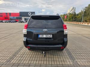 Синий Тойота Ленд Крузер 2010 в Рига, объемом двигателя 3.00 л и пробегом 256 тыс. км за 20200 €, фото 7 на AUTOMOTO.COM.LV