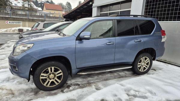 Zils Toyota Land Cruiser 2011 Kauņa, ar dzinēja tilpumu 2.98 L un nobraukumu 185 tūkst. km par 13500 €, foto 4 vietnē AUTOMOTO.COM.LV