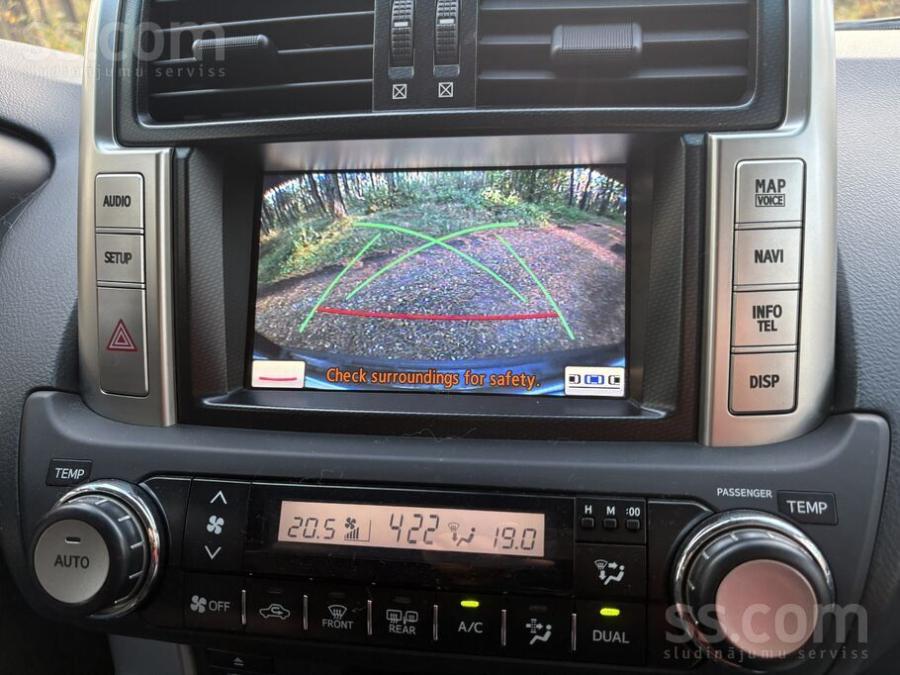 Blue Toyota Land Cruiser 2012 in Riga, with an engine capacity of 3.00 L and mileage of 168 thousand km for 23900 €, photo 23 on AUTOMOTO.COM.LV