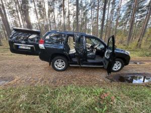 Синий Тойота Ленд Крузер 2012 в Рига, объемом двигателя 3.00 л и пробегом 168 тыс. км за 23900 €, фото 8 на AUTOMOTO.COM.LV