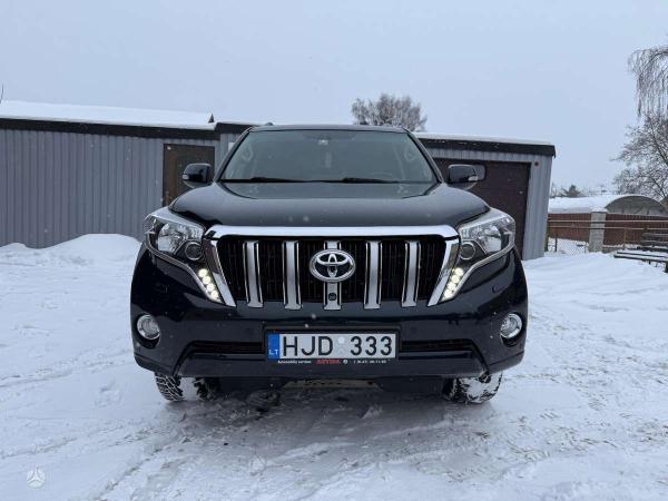 Zils Toyota Land Cruiser 2014 Kauņa, ar dzinēja tilpumu 2.98 L un nobraukumu 300 tūkst. km par 29000 €, foto 1 vietnē AUTOMOTO.COM.LV
