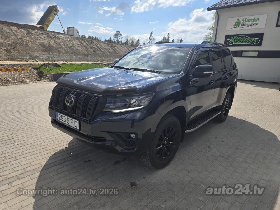 Blue Toyota Land Cruiser 2023 in Tallinn, with an engine capacity of 2.80 L and mileage of 101 thousand km for 62500 €, photo 4 on AUTOMOTO.COM.LV