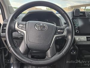 Blue Toyota Land Cruiser 2023 in Tallinn, with an engine capacity of 2.80 L and mileage of 101 thousand km for 62500 €, photo 12 on AUTOMOTO.COM.LV
