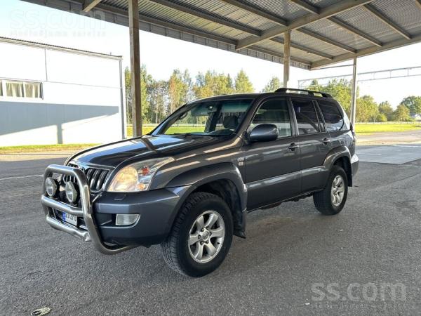 Zils Toyota Land Cruiser 2004 Valka, ar dzinēja tilpumu 3.00 L un nobraukumu 0 tūkst. km par 6500 €, foto 1 vietnē AUTOMOTO.COM.LV
