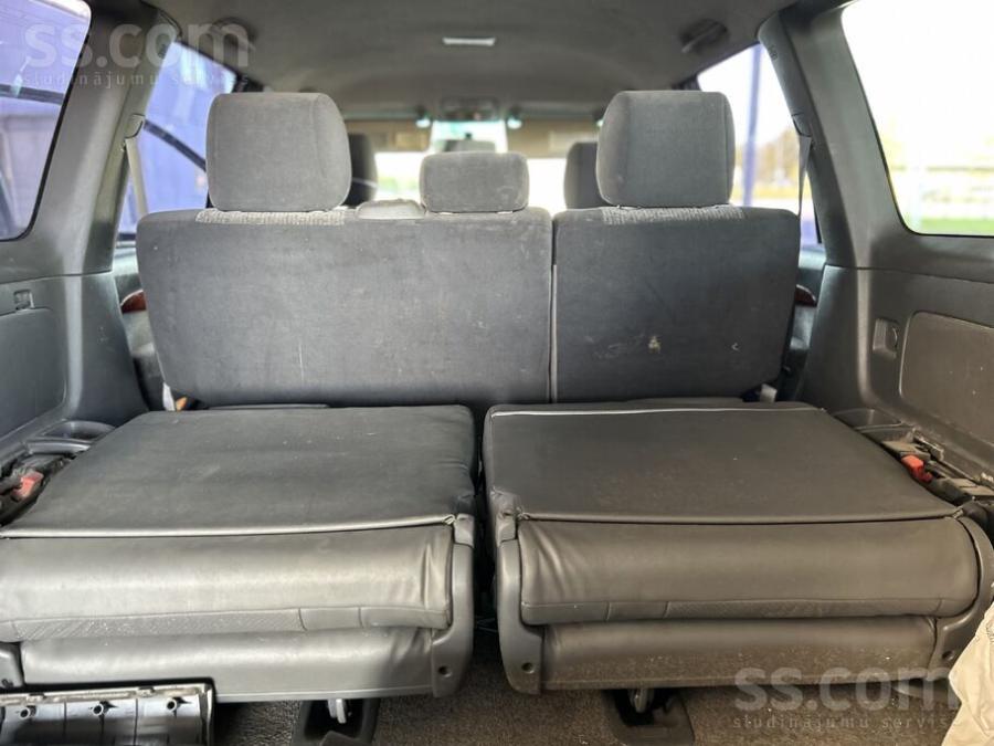 Zils Toyota Land Cruiser 2004 Valka, ar dzinēja tilpumu 3.00 L un nobraukumu 0 tūkst. km par 6500 €, foto 11 vietnē AUTOMOTO.COM.LV