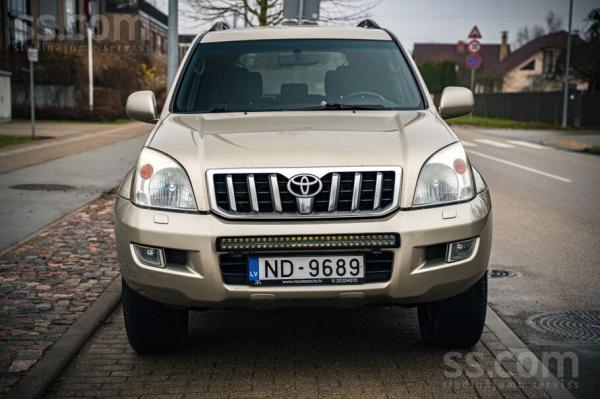 Brūns Toyota Land Cruiser 2005 Rīga, ar dzinēja tilpumu 3.00 L un nobraukumu 0 tūkst. km par 7990 €, foto 2 vietnē AUTOMOTO.COM.LV