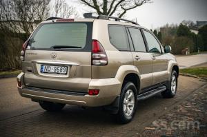 Brūns Toyota Land Cruiser 2005 Rīga, ar dzinēja tilpumu 3.00 L un nobraukumu 0 tūkst. km par 7990 €, foto 5 vietnē AUTOMOTO.COM.LV