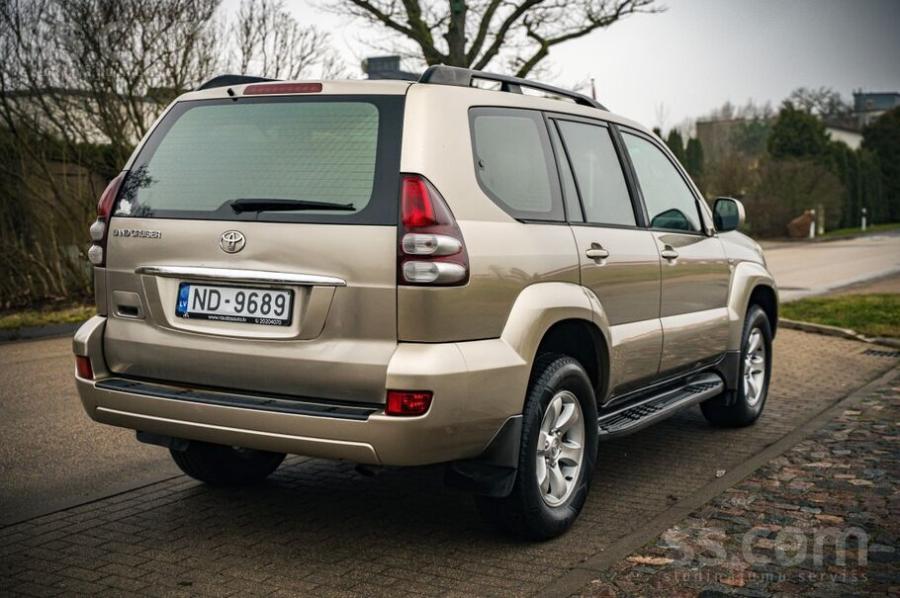 Brūns Toyota Land Cruiser 2005 Rīga, ar dzinēja tilpumu 3.00 L un nobraukumu 0 tūkst. km par 7990 €, foto 5 vietnē AUTOMOTO.COM.LV