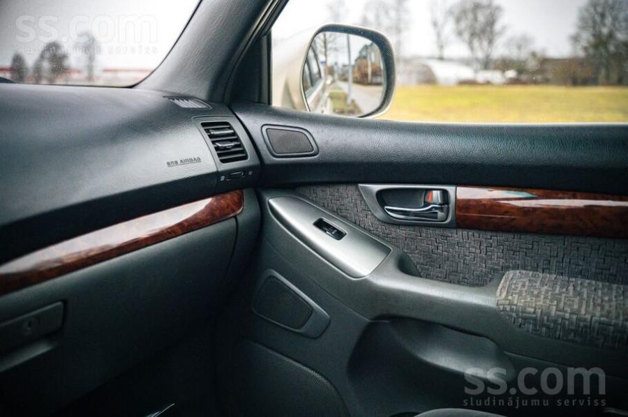 Brūns Toyota Land Cruiser 2005 Rīga, ar dzinēja tilpumu 3.00 L un nobraukumu 0 tūkst. km par 7990 €, foto 15 vietnē AUTOMOTO.COM.LV