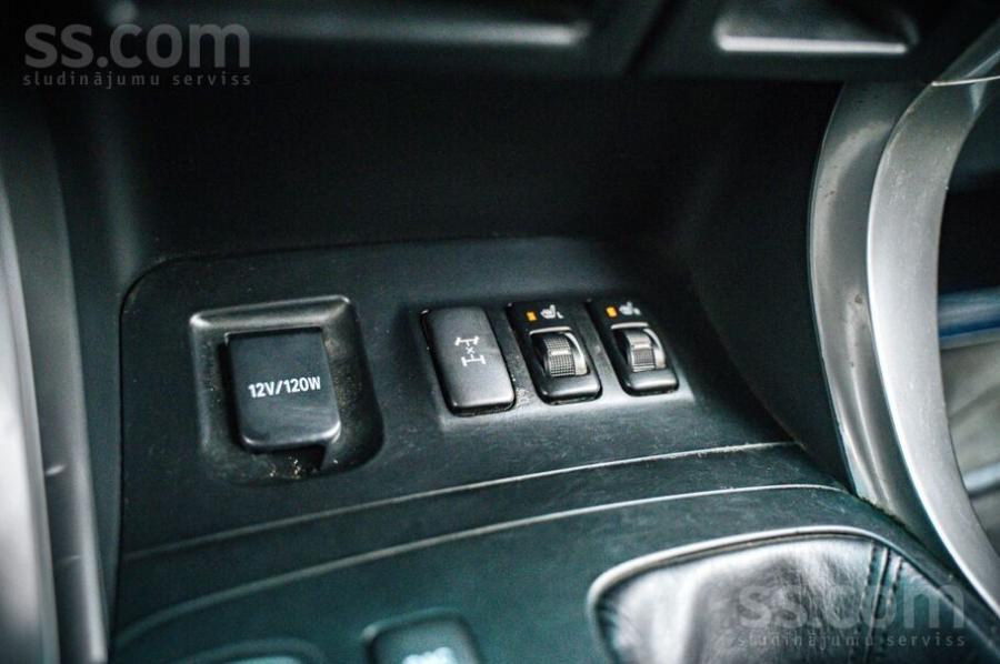 Brūns Toyota Land Cruiser 2005 Rīga, ar dzinēja tilpumu 3.00 L un nobraukumu 0 tūkst. km par 7990 €, foto 17 vietnē AUTOMOTO.COM.LV