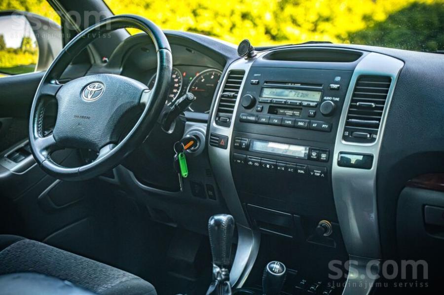 Brūns Toyota Land Cruiser 2005 Rīga, ar dzinēja tilpumu 3.00 L un nobraukumu 0 tūkst. km par 6990 €, foto 8 vietnē AUTOMOTO.COM.LV