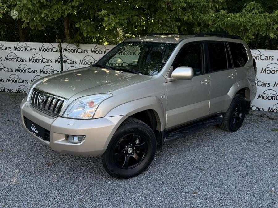 Brūns Toyota Land Cruiser 2006 Viļņa, ar dzinēja tilpumu 2.98 L un nobraukumu 260 tūkst. km par 8800 €, foto 1 vietnē AUTOMOTO.COM.LV
