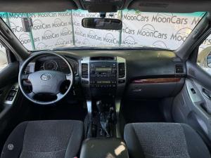 Brūns Toyota Land Cruiser 2006 Viļņa, ar dzinēja tilpumu 2.98 L un nobraukumu 260 tūkst. km par 8800 €, foto 11 vietnē AUTOMOTO.COM.LV