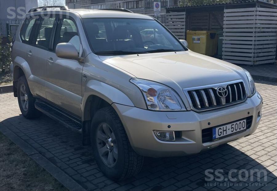 Brūns Toyota Land Cruiser 2007 Rīga, ar dzinēja tilpumu 3.00 L un nobraukumu 156 tūkst. km par 10000 €, foto 4 vietnē AUTOMOTO.COM.LV