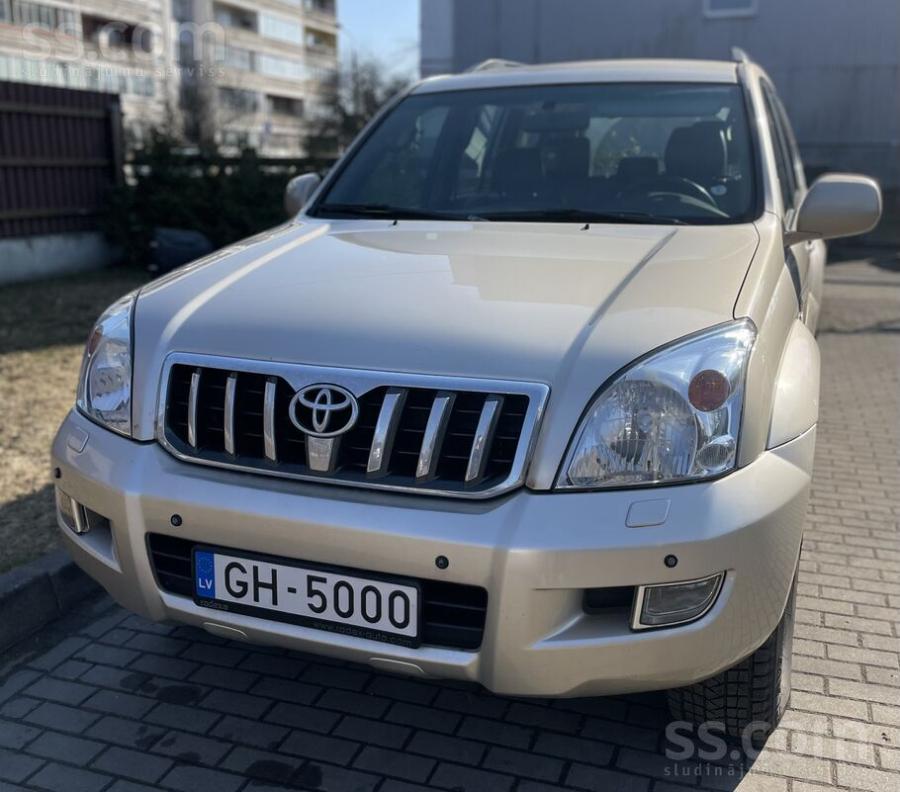 Brūns Toyota Land Cruiser 2007 Rīga, ar dzinēja tilpumu 3.00 L un nobraukumu 156 tūkst. km par 10000 €, foto 5 vietnē AUTOMOTO.COM.LV