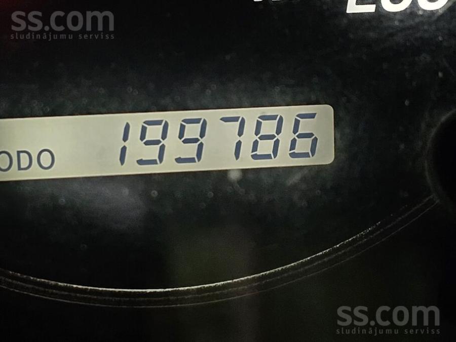 Brūns Toyota Land Cruiser 2007 Rīga, ar dzinēja tilpumu 3.00 L un nobraukumu 200 tūkst. km par 12500 €, foto 7 vietnē AUTOMOTO.COM.LV
