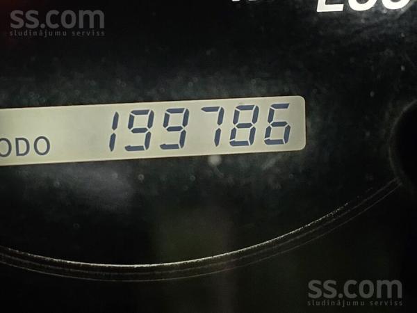 Brūns Toyota Land Cruiser 2007 Rīga, ar dzinēja tilpumu 3.00 L un nobraukumu 200 tūkst. km par 12500 €, foto 6 vietnē AUTOMOTO.COM.LV